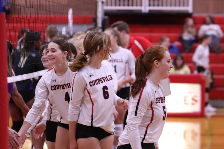 Two teams, one titanic tilt | Coupeville Sports